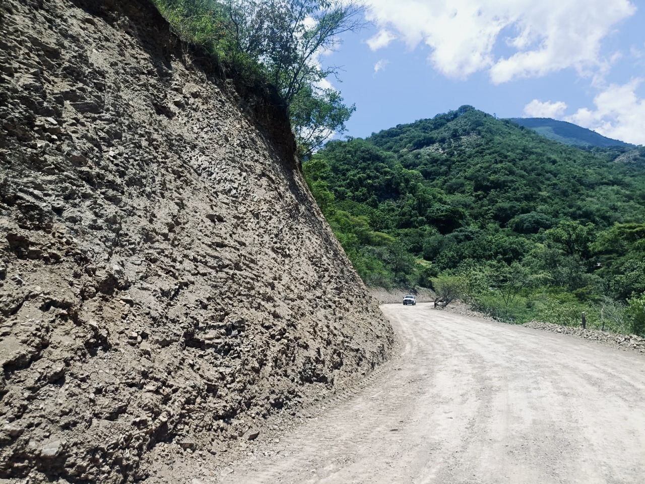 Nosotros – ZDANIYA